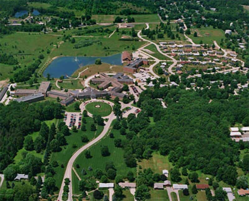 55 and Over Communities & Senior Living | Copeland Oaks